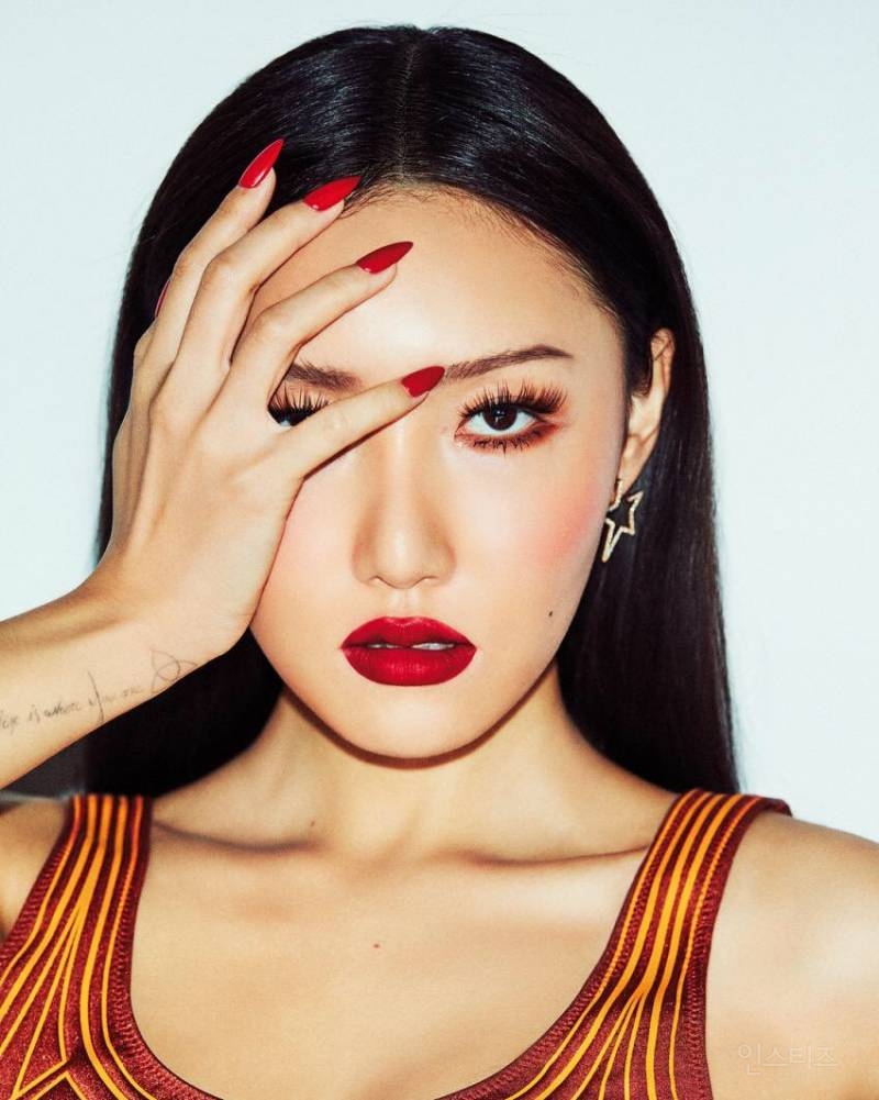 [INSTIZ] Hwasa de Mamamoo lo hizo de nuevo ... - KetizenStars