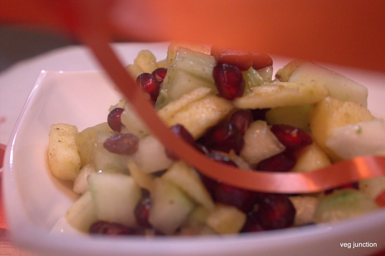 Veenas Vegnation: Fruit and Vegetable Chat