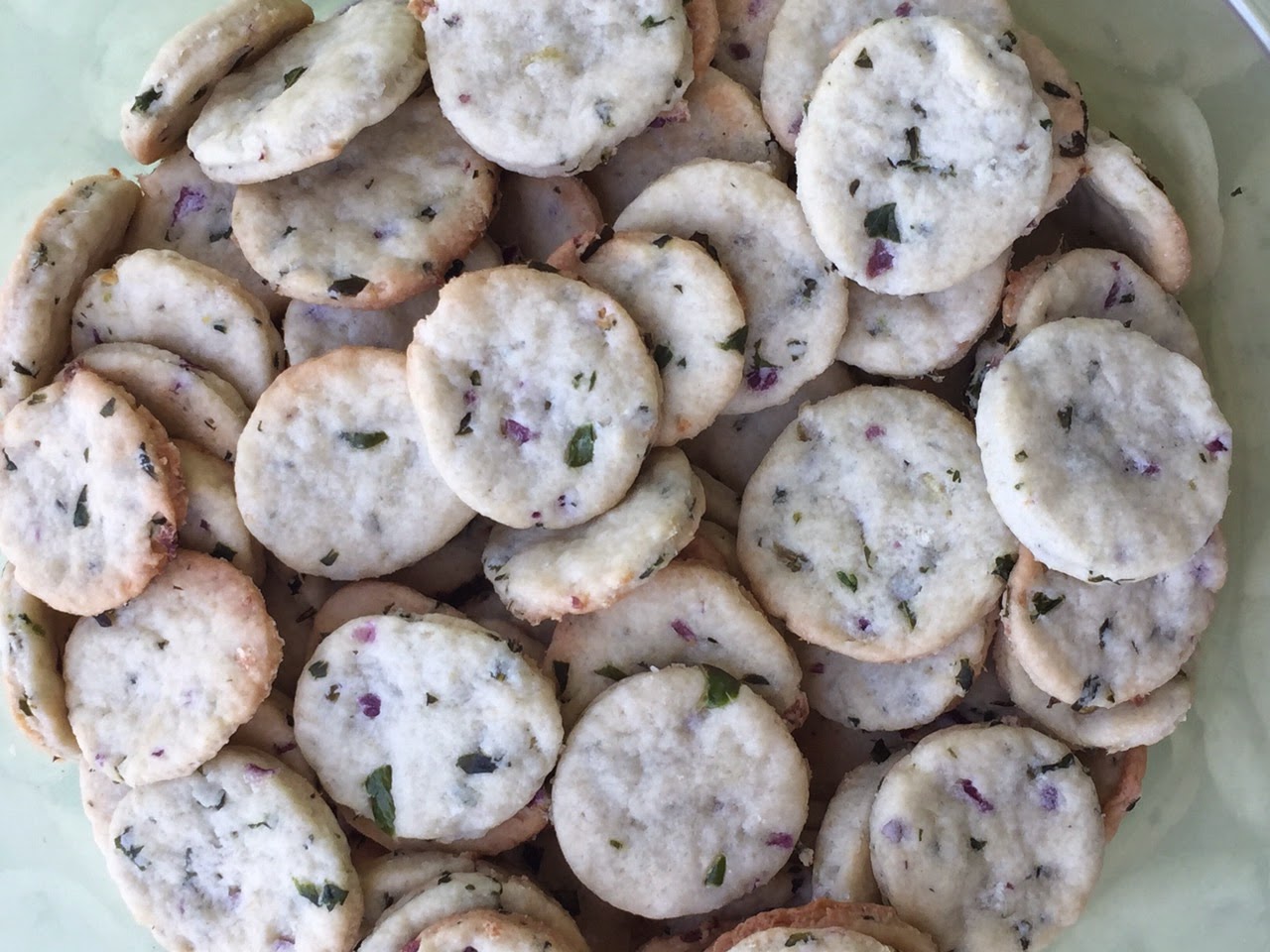 Arpana's Cook Book: Chilli Biscuits / Khara Biscuits