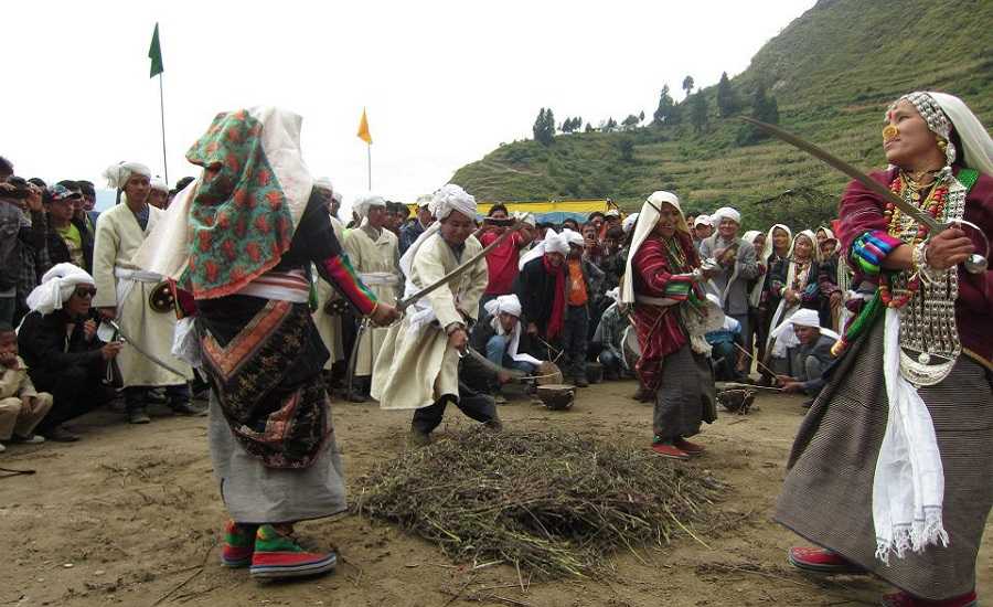 Traditional Fairs and Festivals Celebrated in Uttarakhand - Devendra ...