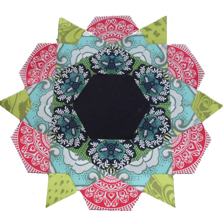 Possum Blossom Patchwork: Back to the drawing board - Rose Star quilt