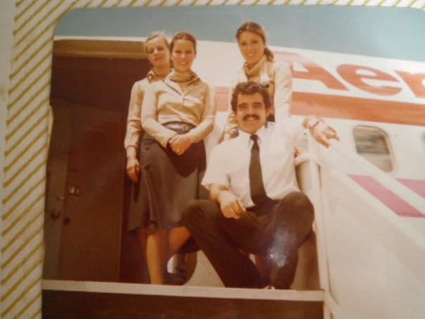 Cabin Crew Photos: AeroPeru Flight Attendant Photos