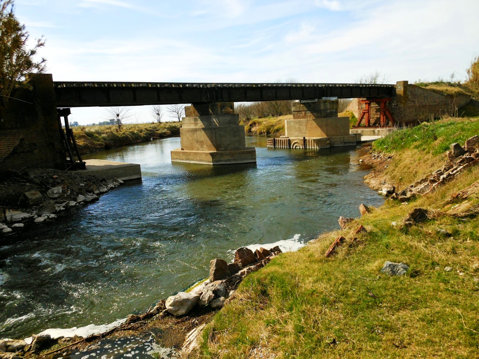 CAMINANDO LA PAMPA: Arroyo del Medio, Buenos Aires, Argentina