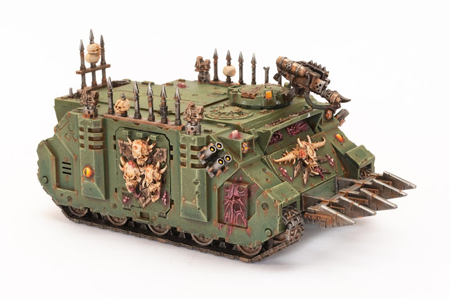 Showcase: Death Guard Rhino - Tale of Painters