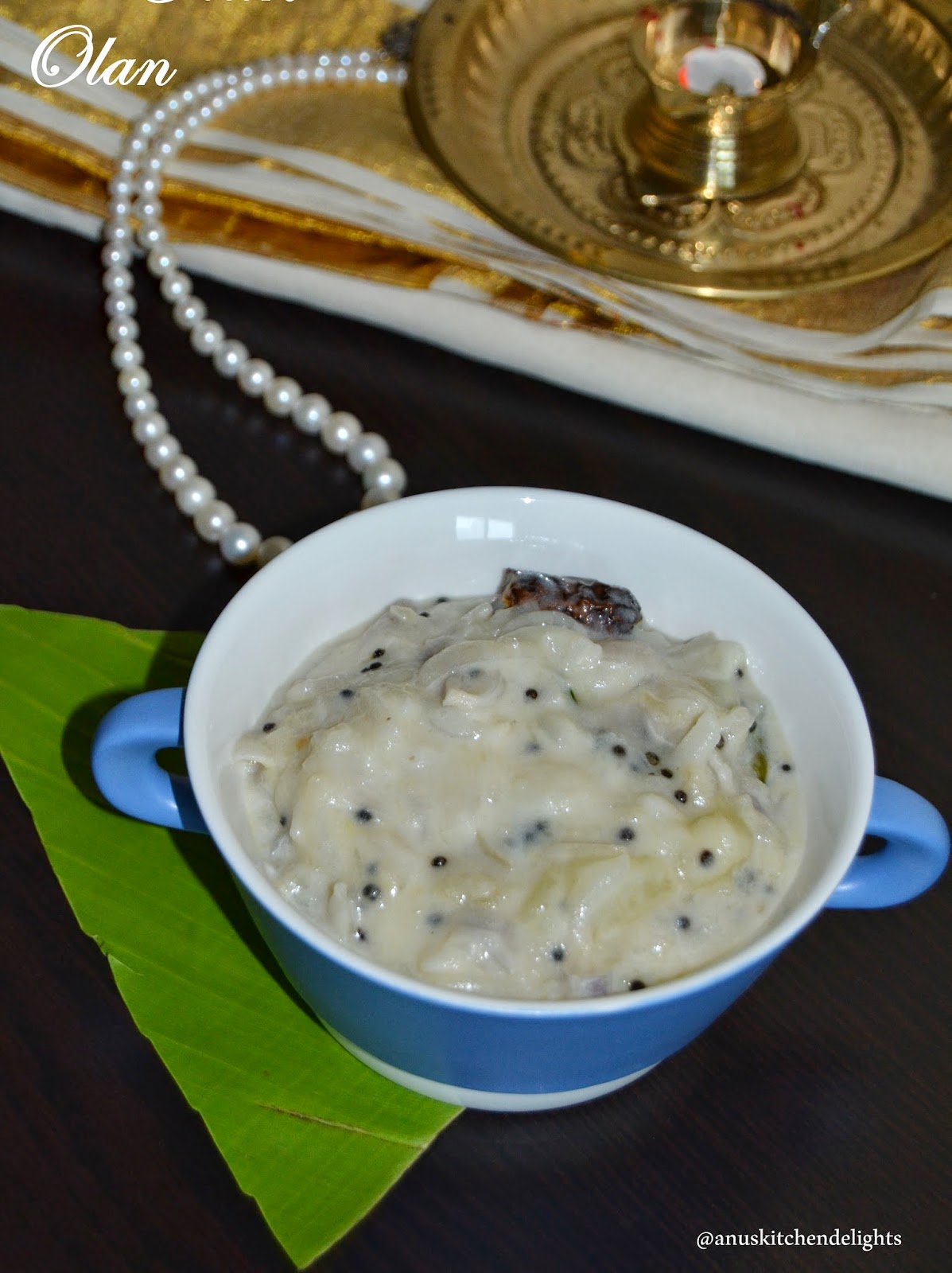 Anu's Kitchendelights: OIan Recipe - Easy and Quick Potato Oalan Recipe