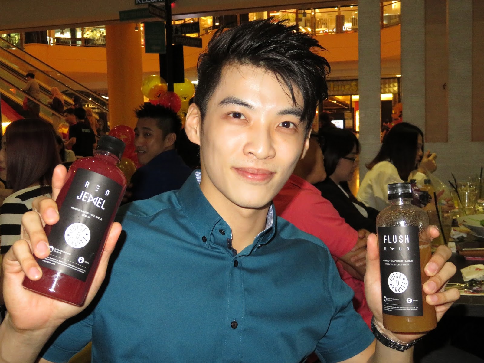 Kee Hua Chee Live!: ZACK HONG OPENS 4TH OUTLET OF BEST-SELLING ...