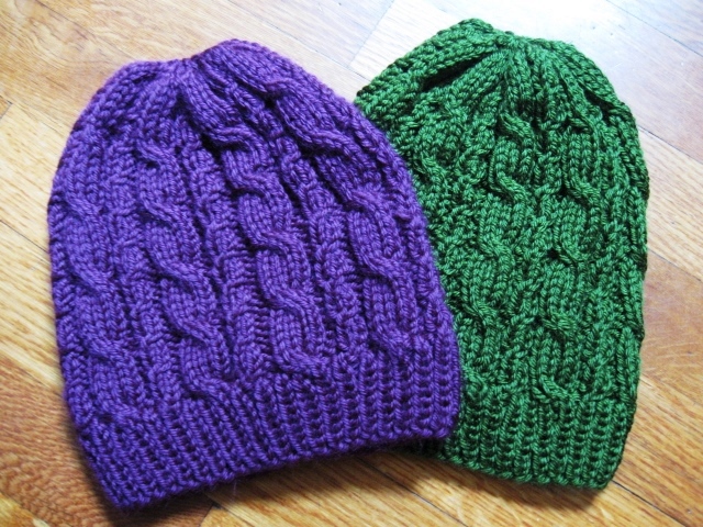 Smile with Yarn: Easy Knit Cable Hat PDF pattern is ready!
