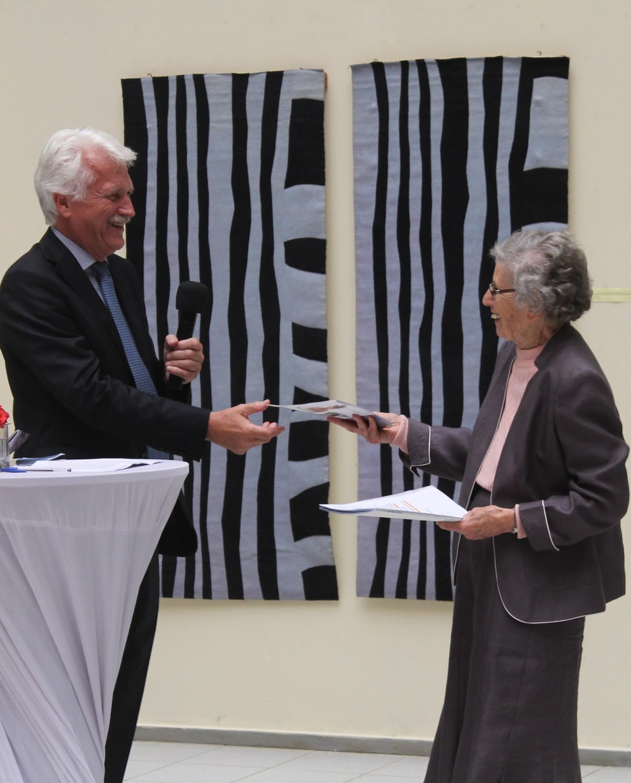 Andrew Mulenga's Hole In The Wall: May 2016