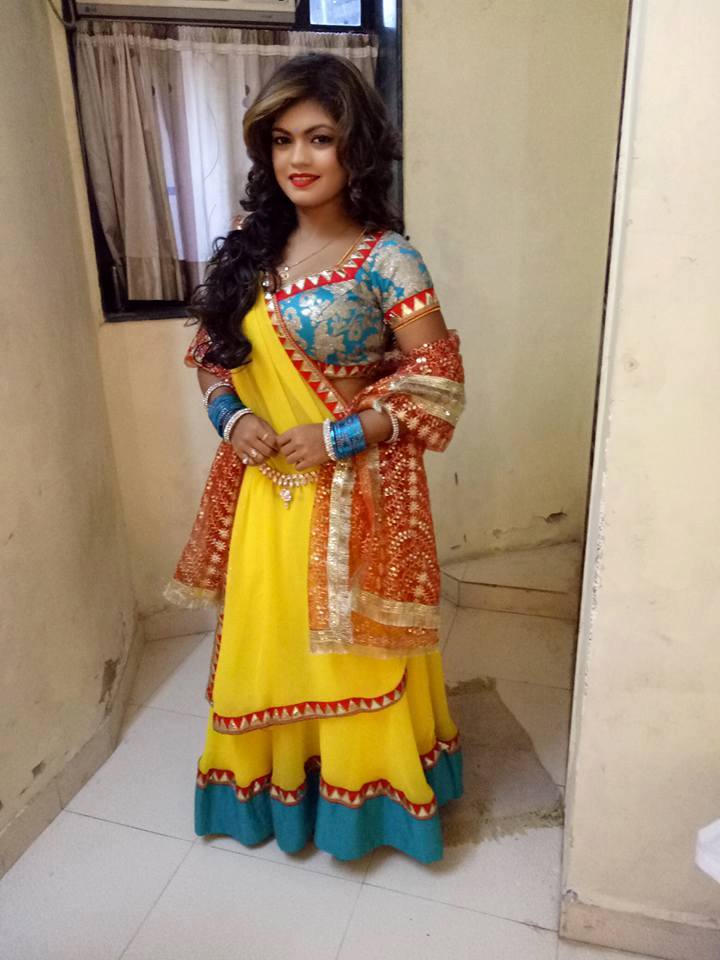 Nisha Dubey HD Wallpaper, Photos, Images, Photo Gallery - Bhojpuri Gallery