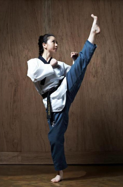 Apchagi, front kick, dalam poomsae dan poin-poin pelatihan serta ...