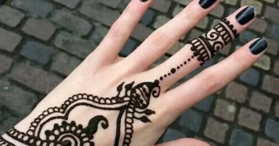 Gambar Henna Bunga Mawar Simple