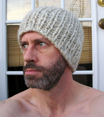 Lovely Yarn Escapes : Free Pattern Thursday - Super Bulky Hats!