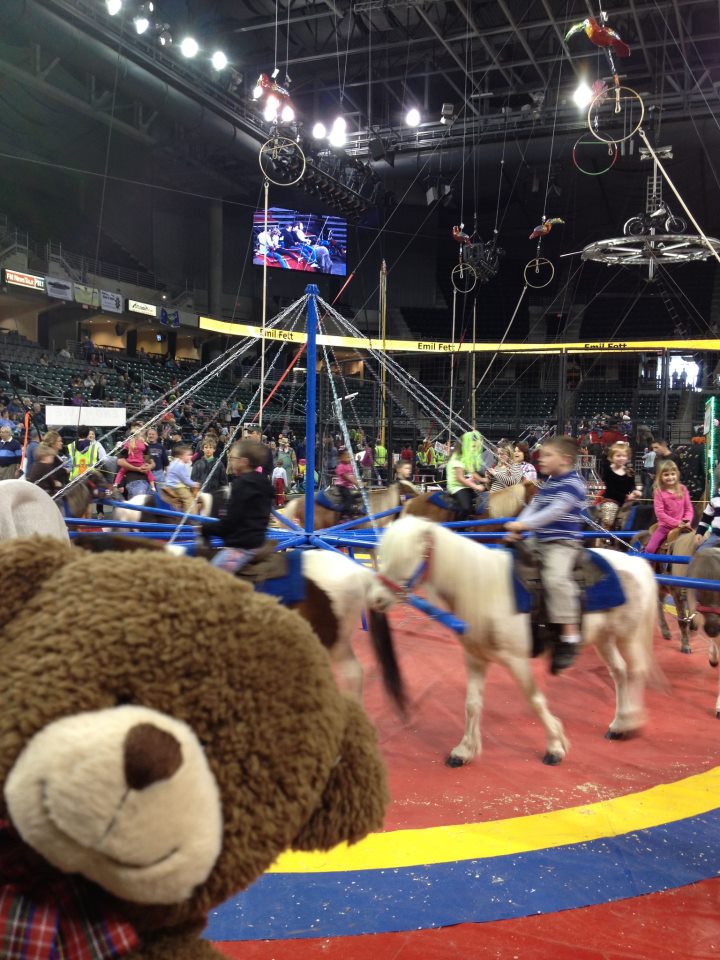 THE BALLOON MAN: MOOLAH SHRINE CIRCUS