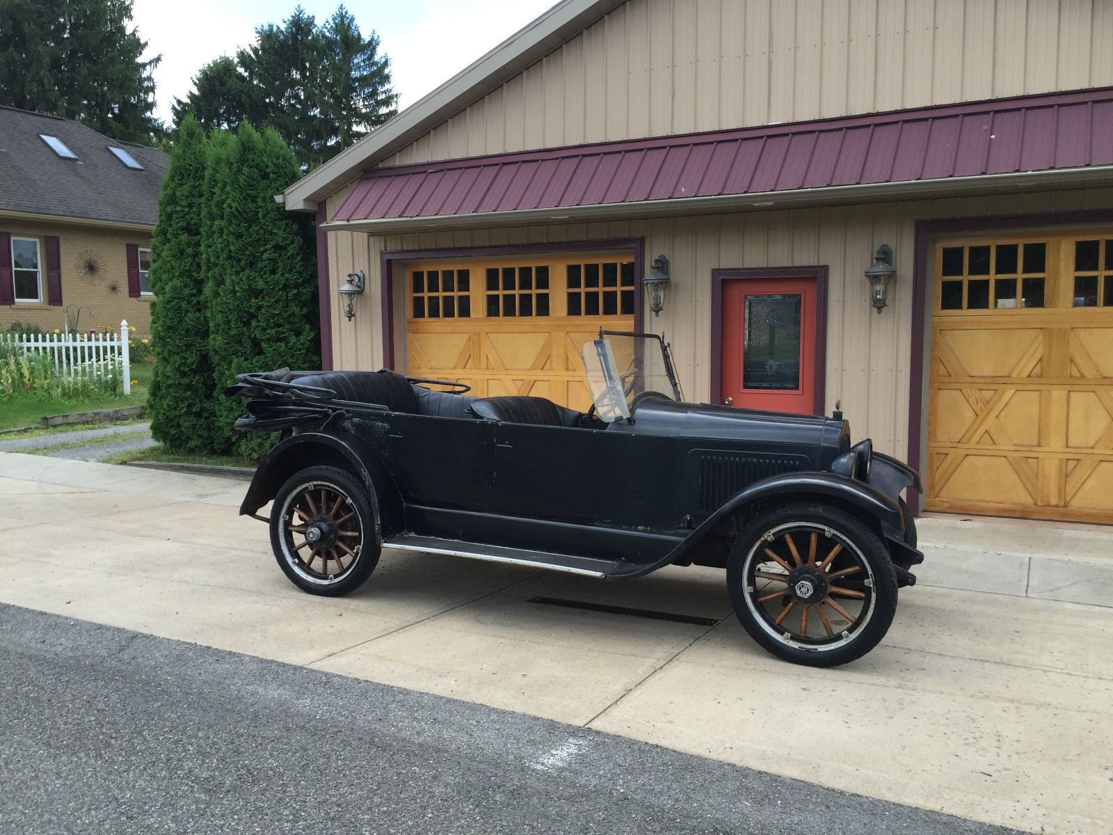 1922 Willys Knight Model 20 A Touring Convertible - DailyTurismo