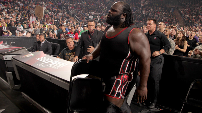 WWE In live!!!!: MARK HENRY vs BIG SHOW