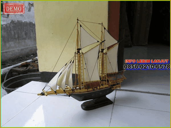 Jual miniatur kapal perahu | 085602106578: Jual miniatur perahu bajak ...