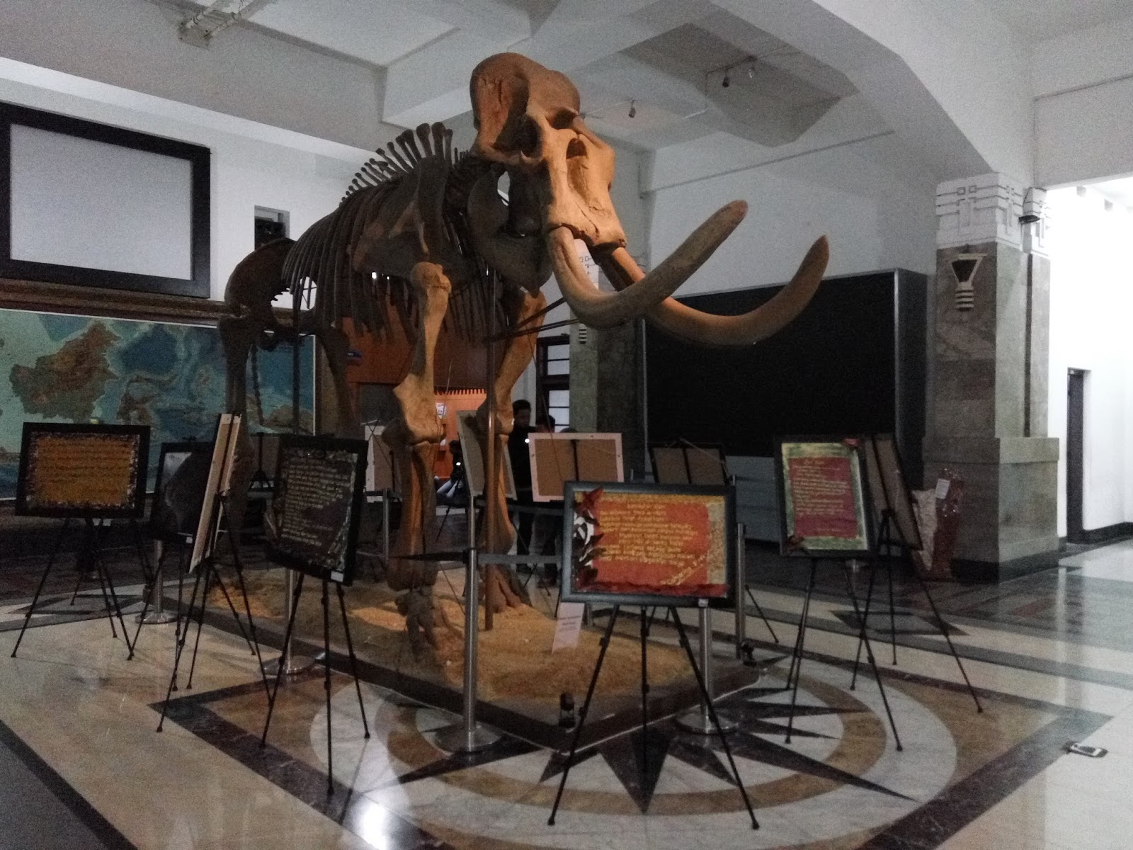 Night at Museum Geologi - Bandung | Uncle Seronok