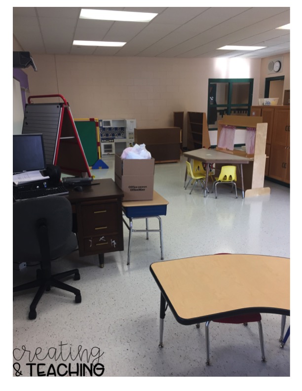 Classroom Set-Up 2017-2018 {Day 1} | creating & teaching