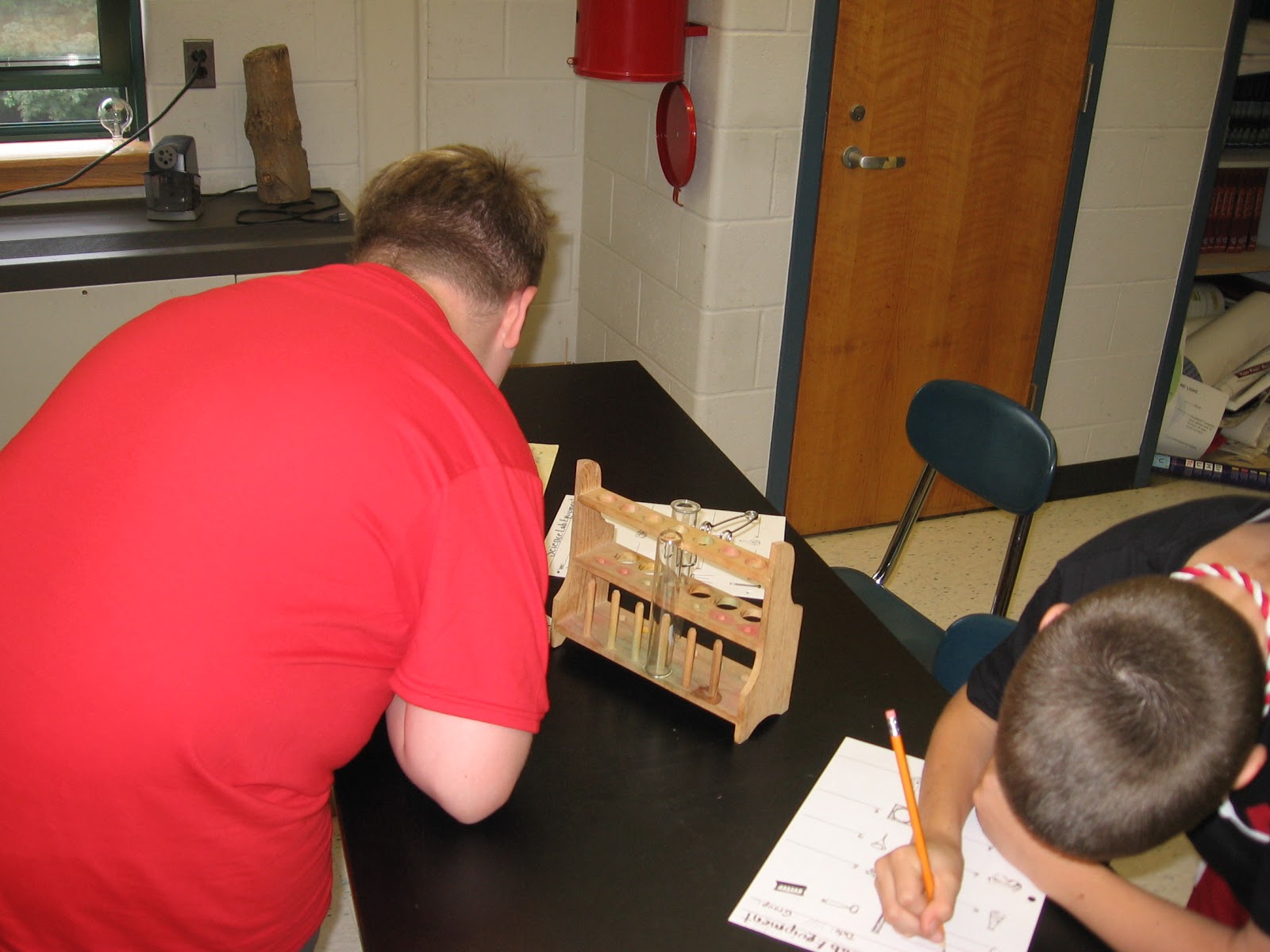 Mr. Williams 6th Grade Science Blog: Science Lab equipment