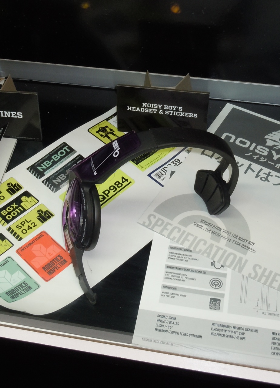 Hollywood Movie Costumes and Props: Real Steel movie props and costumes ...