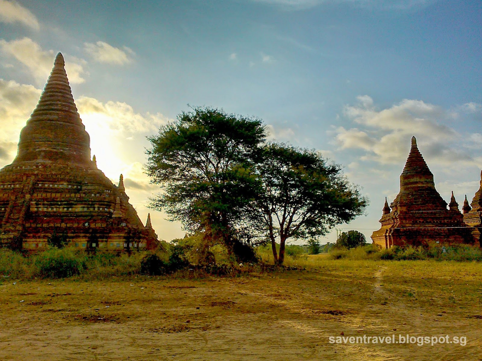 Save & Travel: Capturing Sunrise and Sunset in Bagan and Mandalay