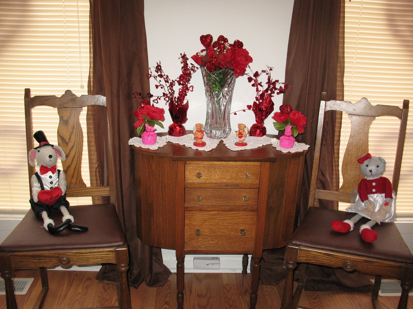 Madeline's Album: FEBRUARY DECORATIONS