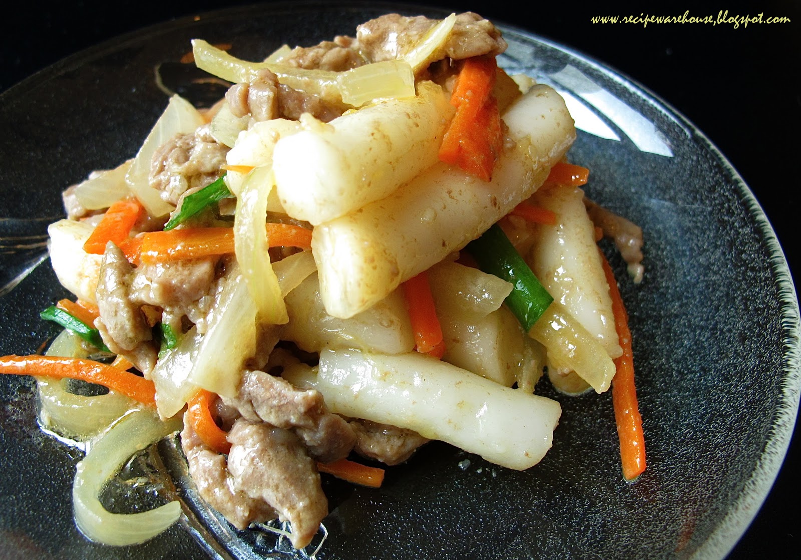 Non-Spicy Korean Stir Fried Rice Cake (Ddukbokki 떡볶이) | Recipe Warehouse