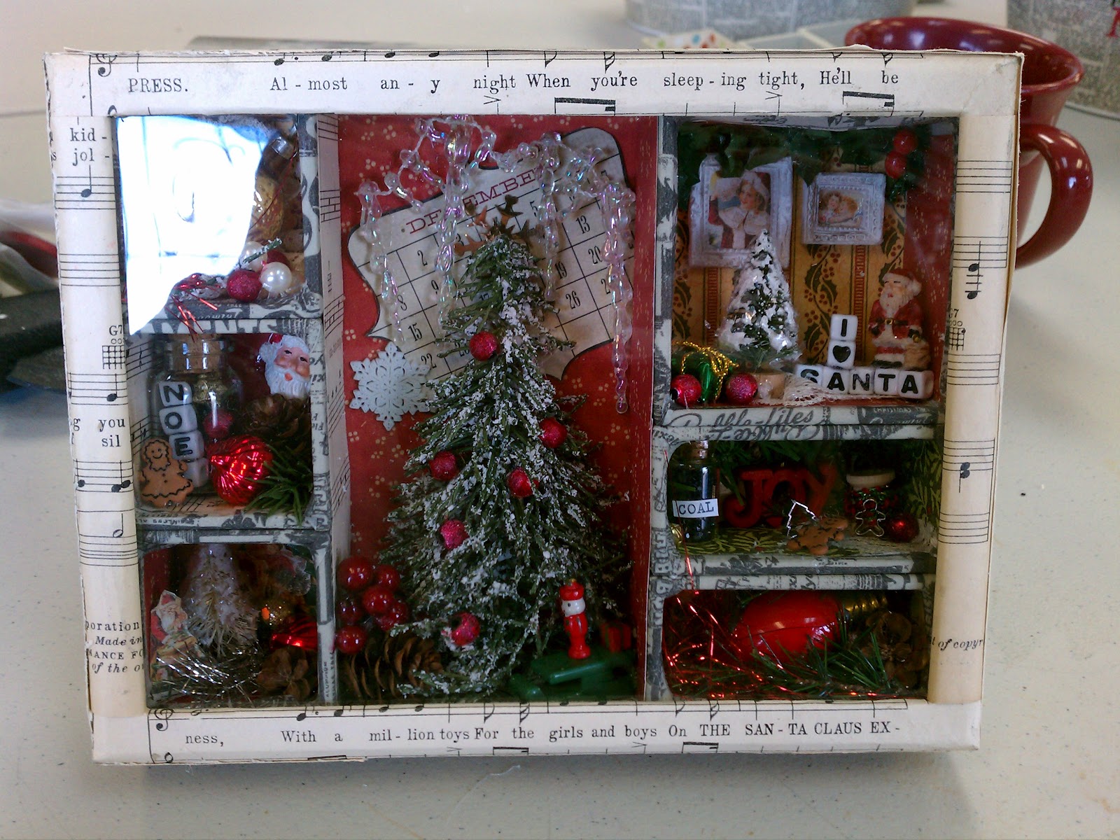 In My Vintage Room and Beyond: Tim Holtz Configuration Boxes