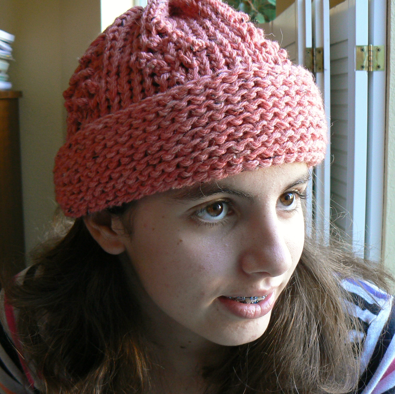 Renee Van Hoy Designs Innovative Patterns for Loom Knitters: Country ...