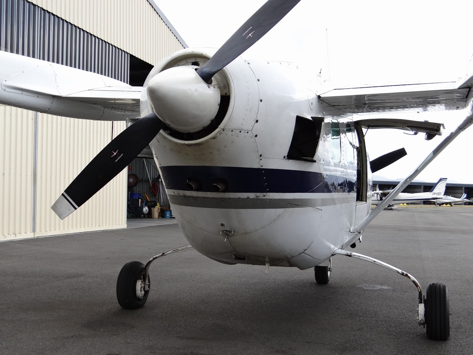 Air Queensland.blogspot: R-Mach Aviation Cessna 337G Super Skymaster VH-JOE