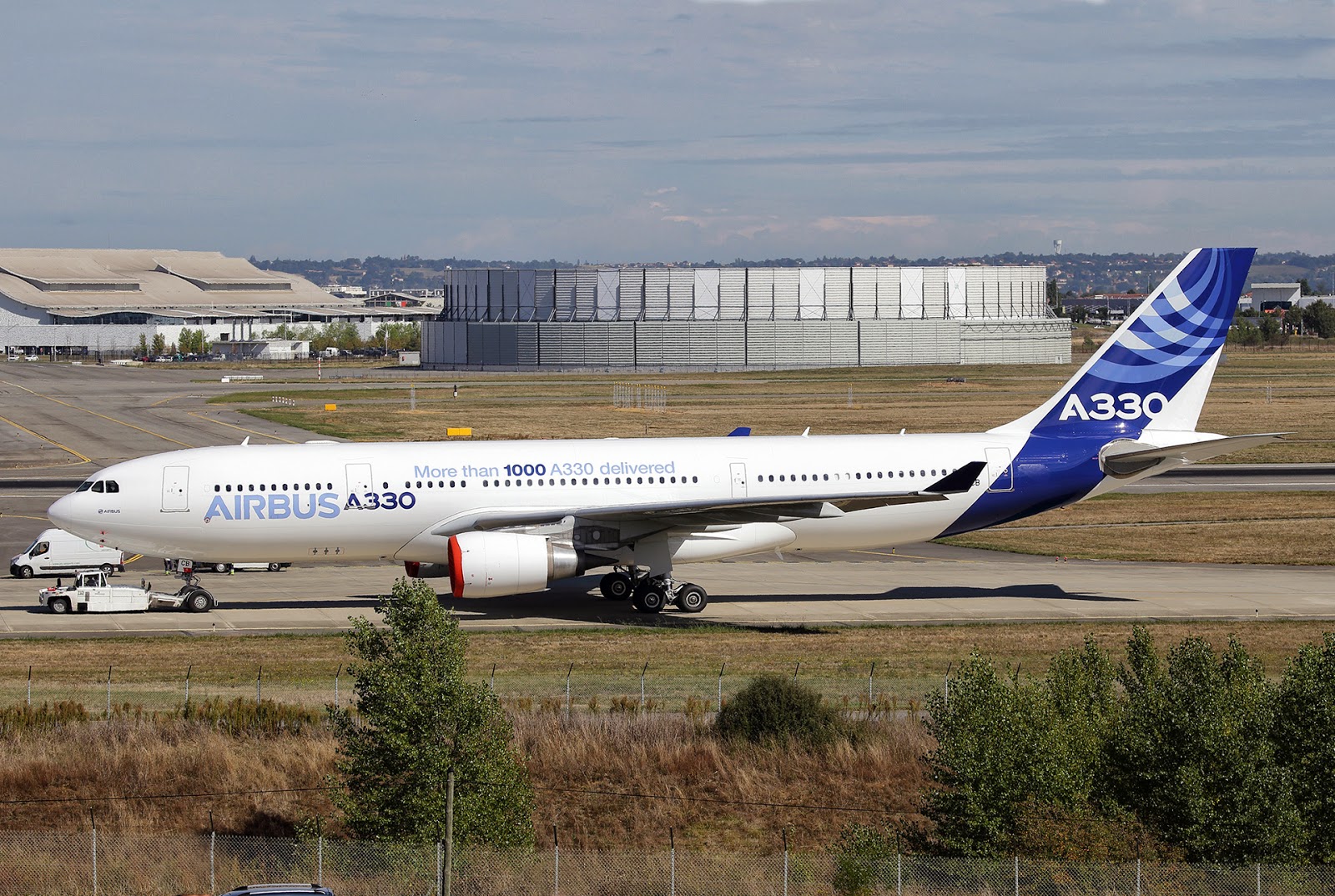 Flyingphotos Magazine News: AIRBUS - A330-200