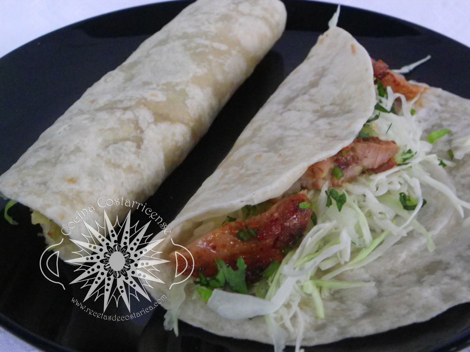 Cocina Costarricense: rollos de pollo con repollo