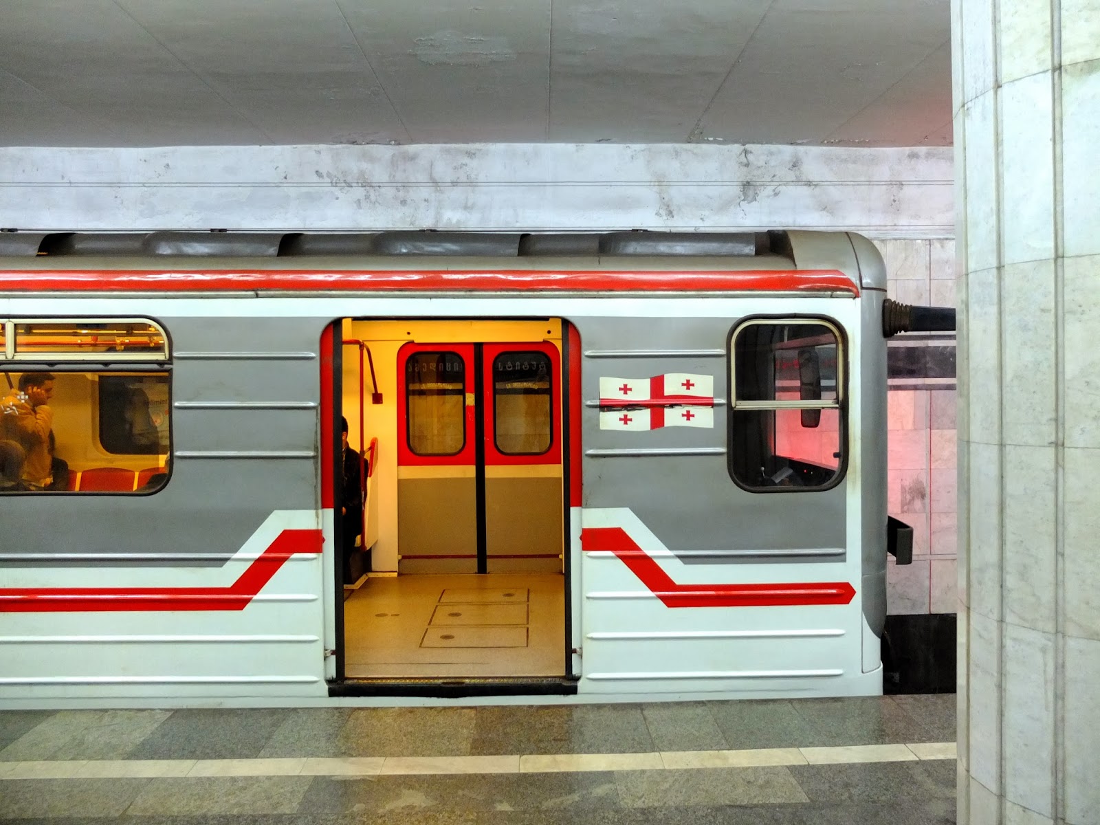 x over it: Tbilisi Metro