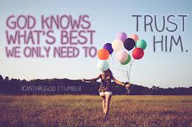 I am MISS GLITCHEE™: HE KNOWS BEST