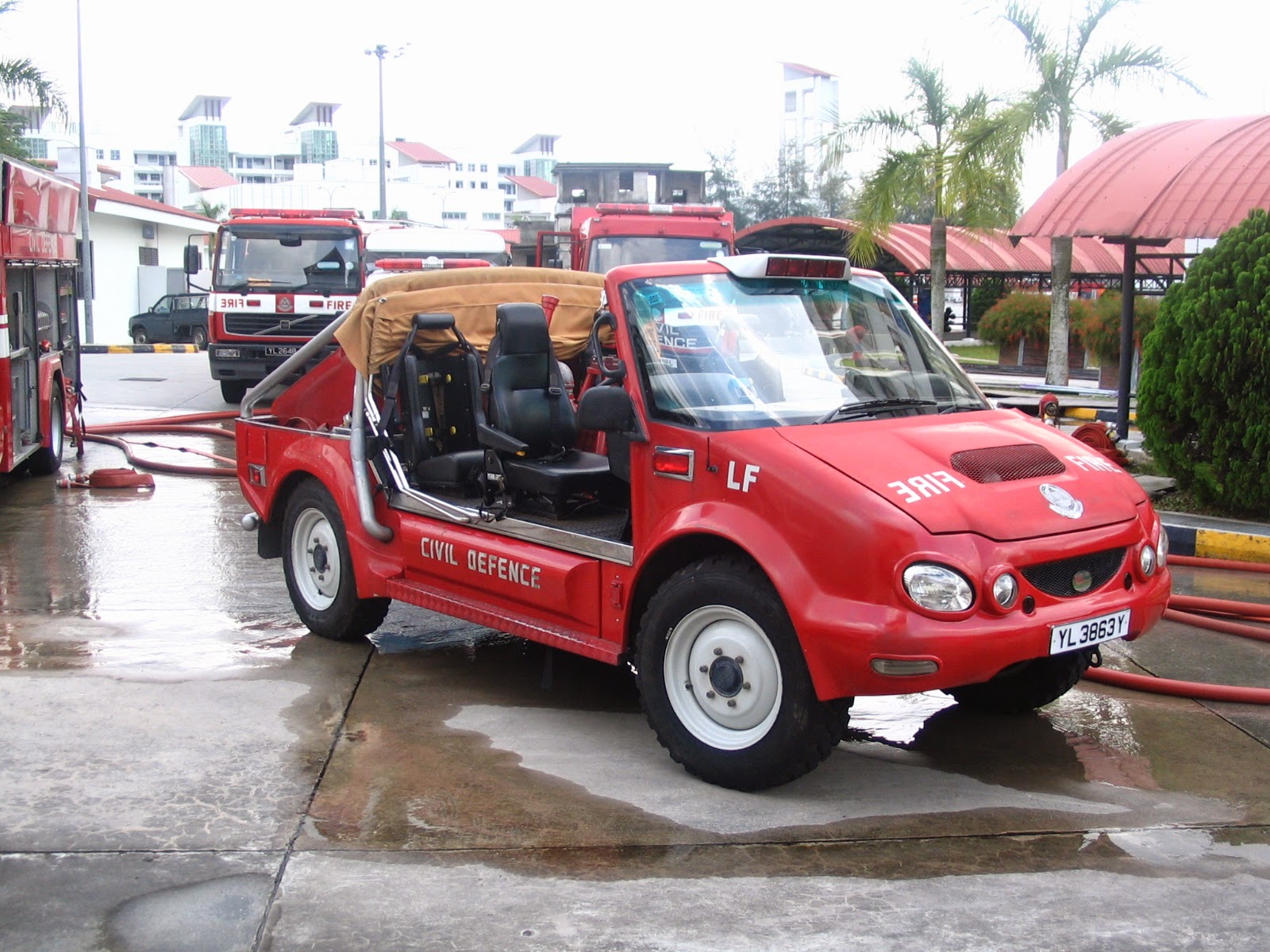 Civil Defence of Malaysia ( CDEF ): Singapore Civil Defence Force Vehicle