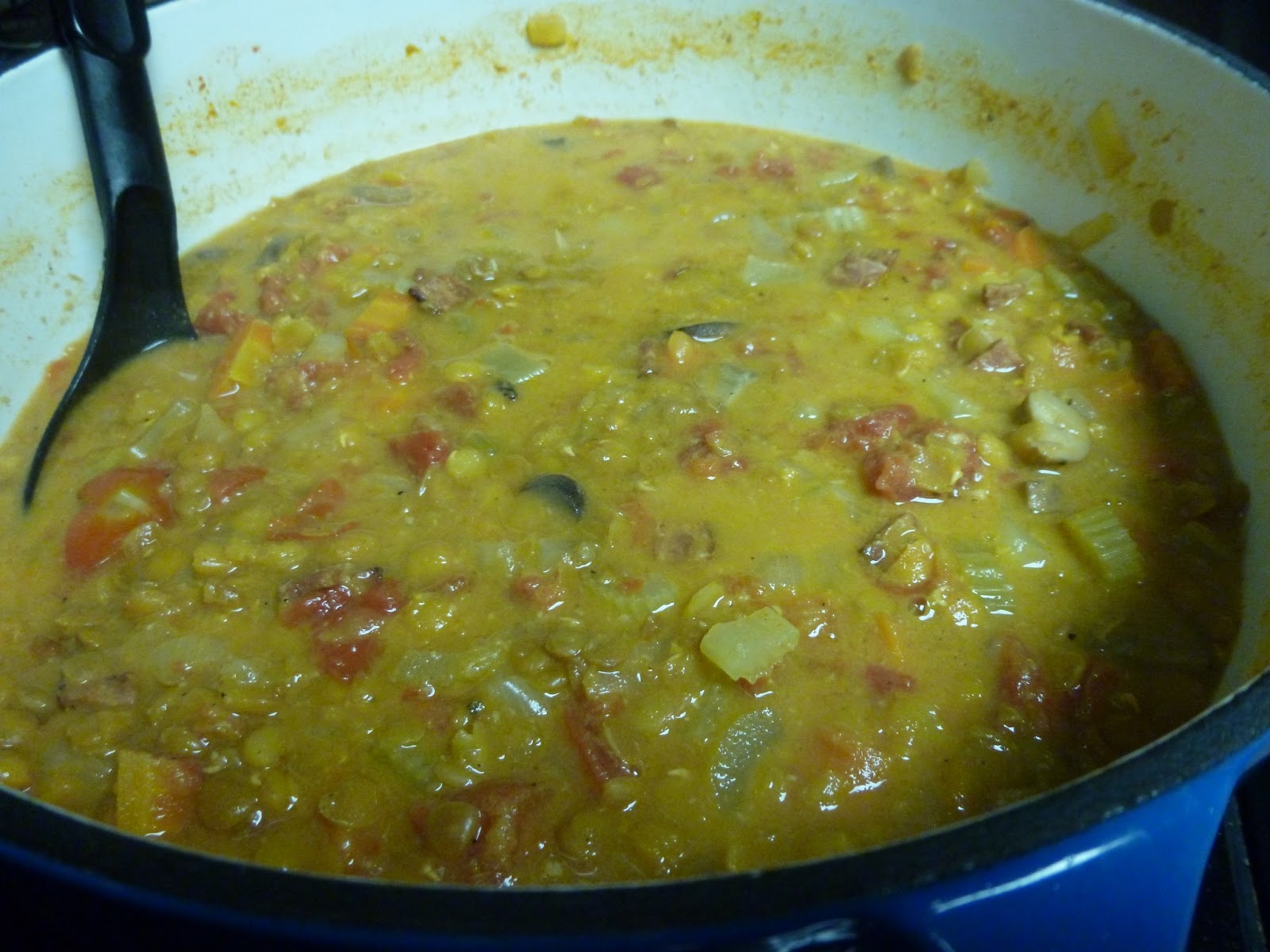 Grubbin' Pugs: Curried Lentils and Tomatoes Stew