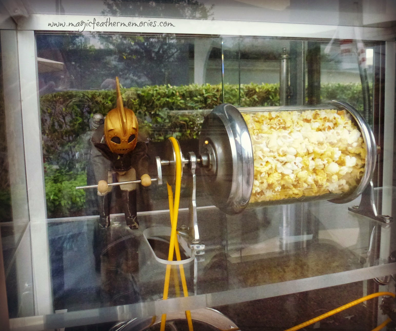 Disneyland's Popcorn Machine Crankers