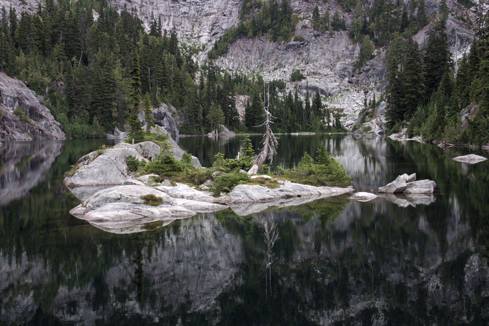 Nature's Playgrounds: Tuck & Robin Lakes with a side of Trico & Granite ...