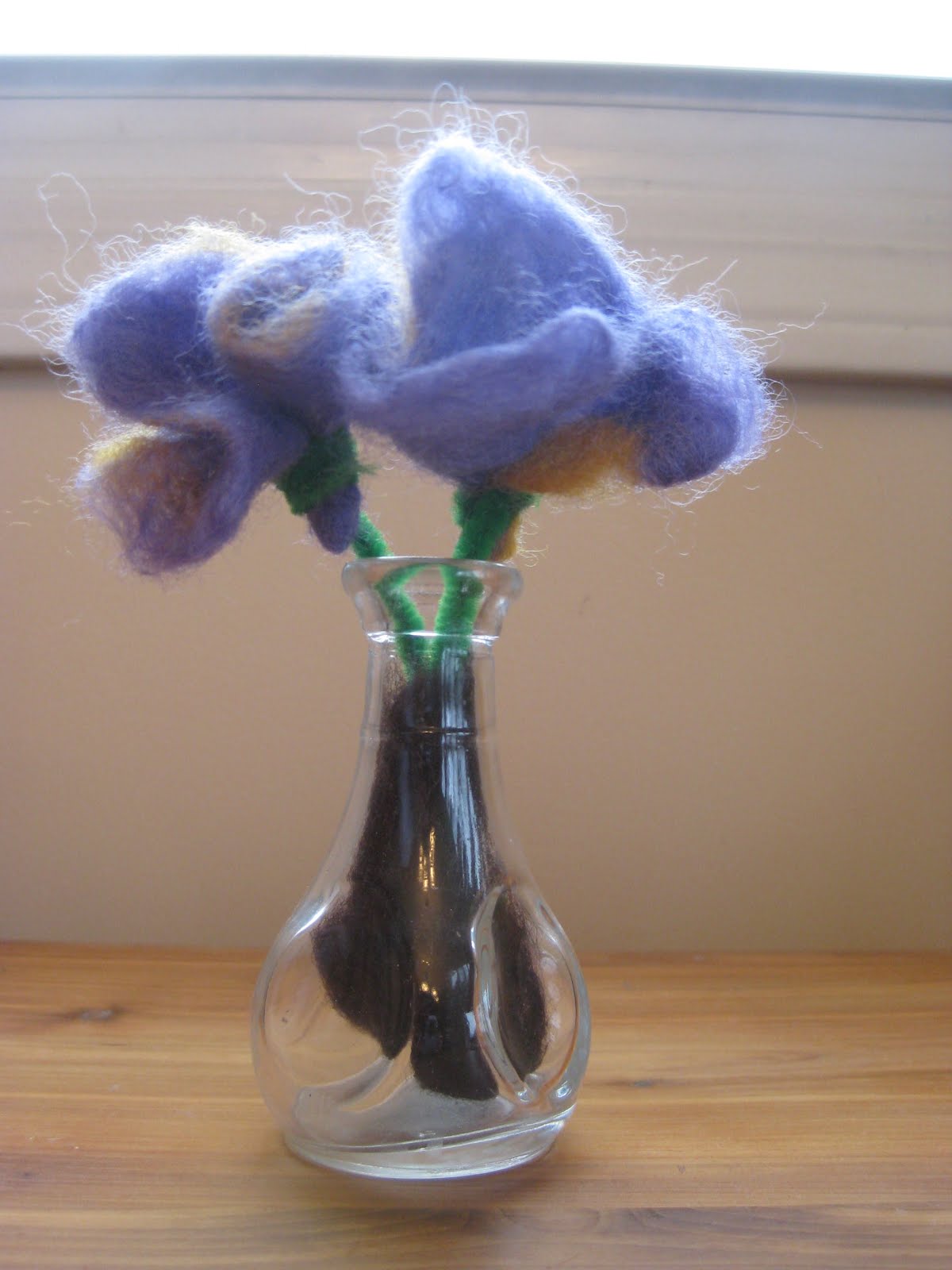 The Wonder Years: Wool Roving Spring Crocus Craft