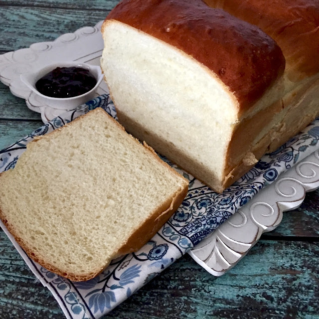 All That's Left Are The Crumbs: Pai Bao with Tangzhong ~ #BreadBakers