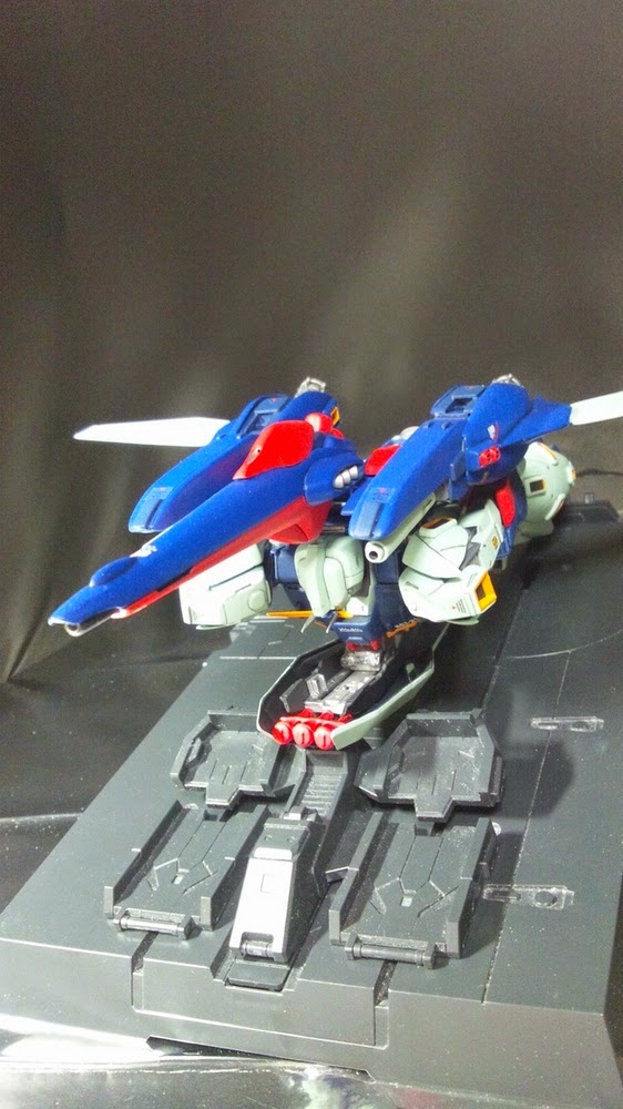 Custom Build: MG 1/100 ReGZ "Detailed"