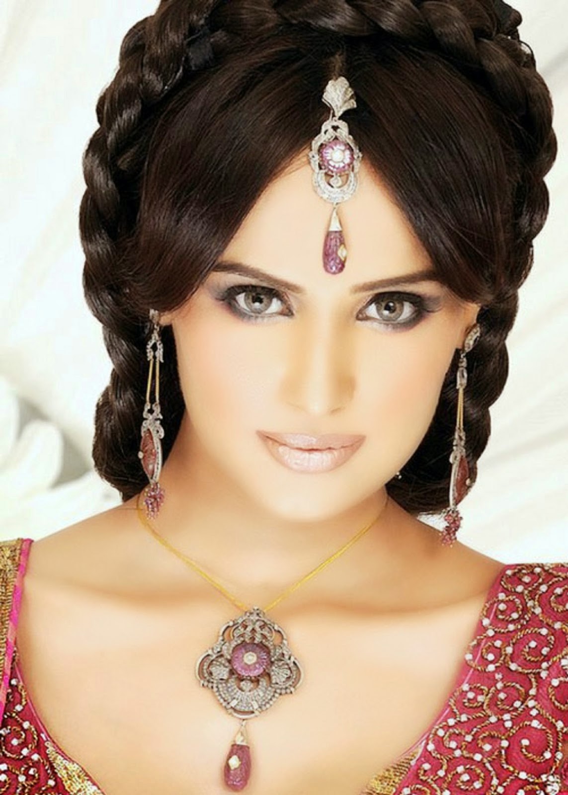 Mehreen Syed HD Wallpaper - all 4u wallpaper
