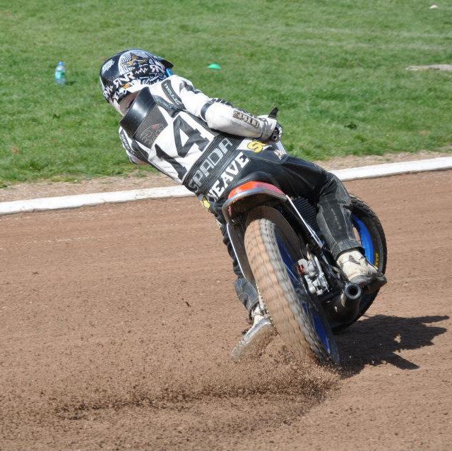 DTRA: Rider Profile Tim Neave