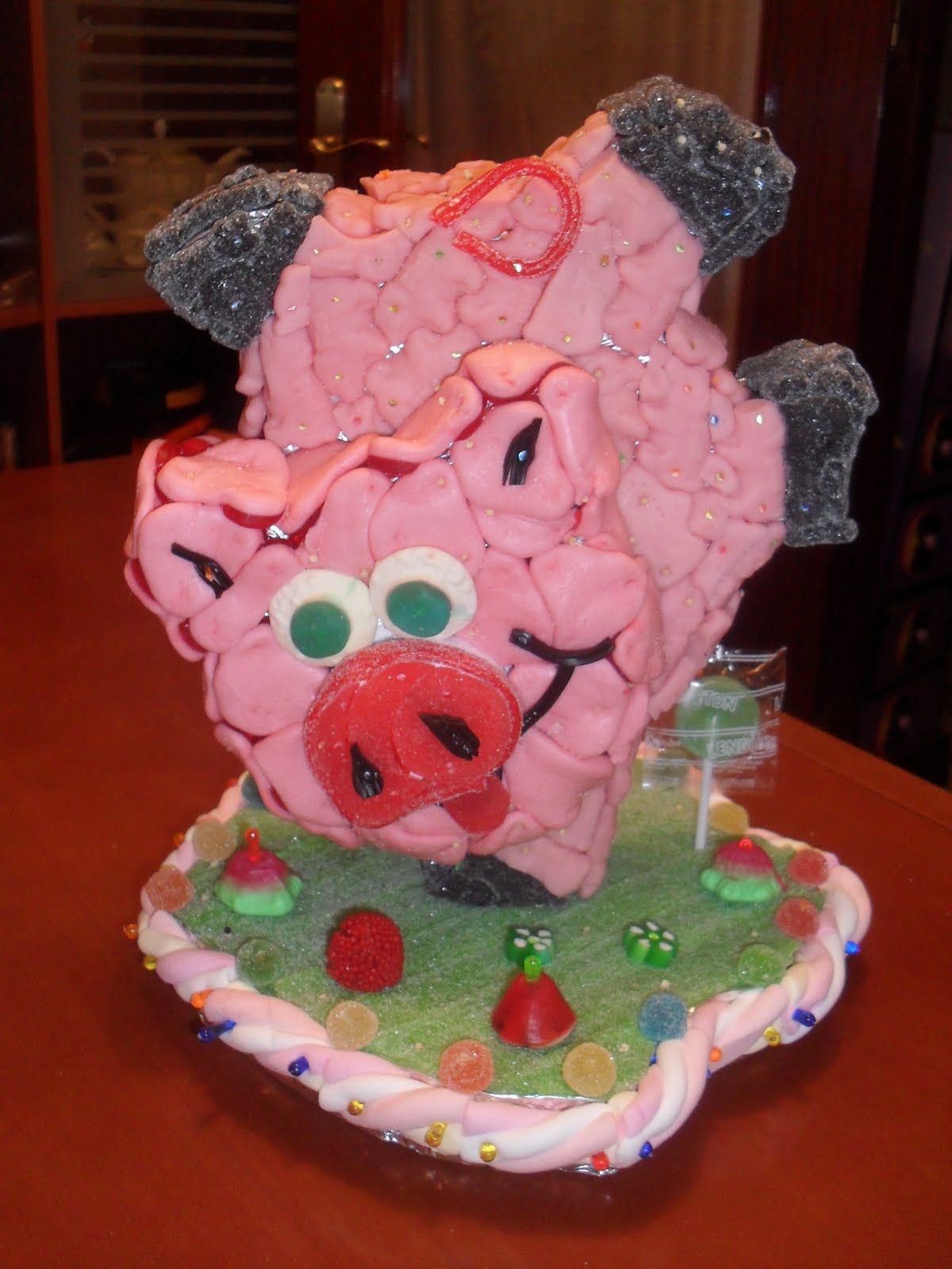 EL REGALO MÁS DULCE (tartas chuches y mucho más..): Un dulce Cerdito