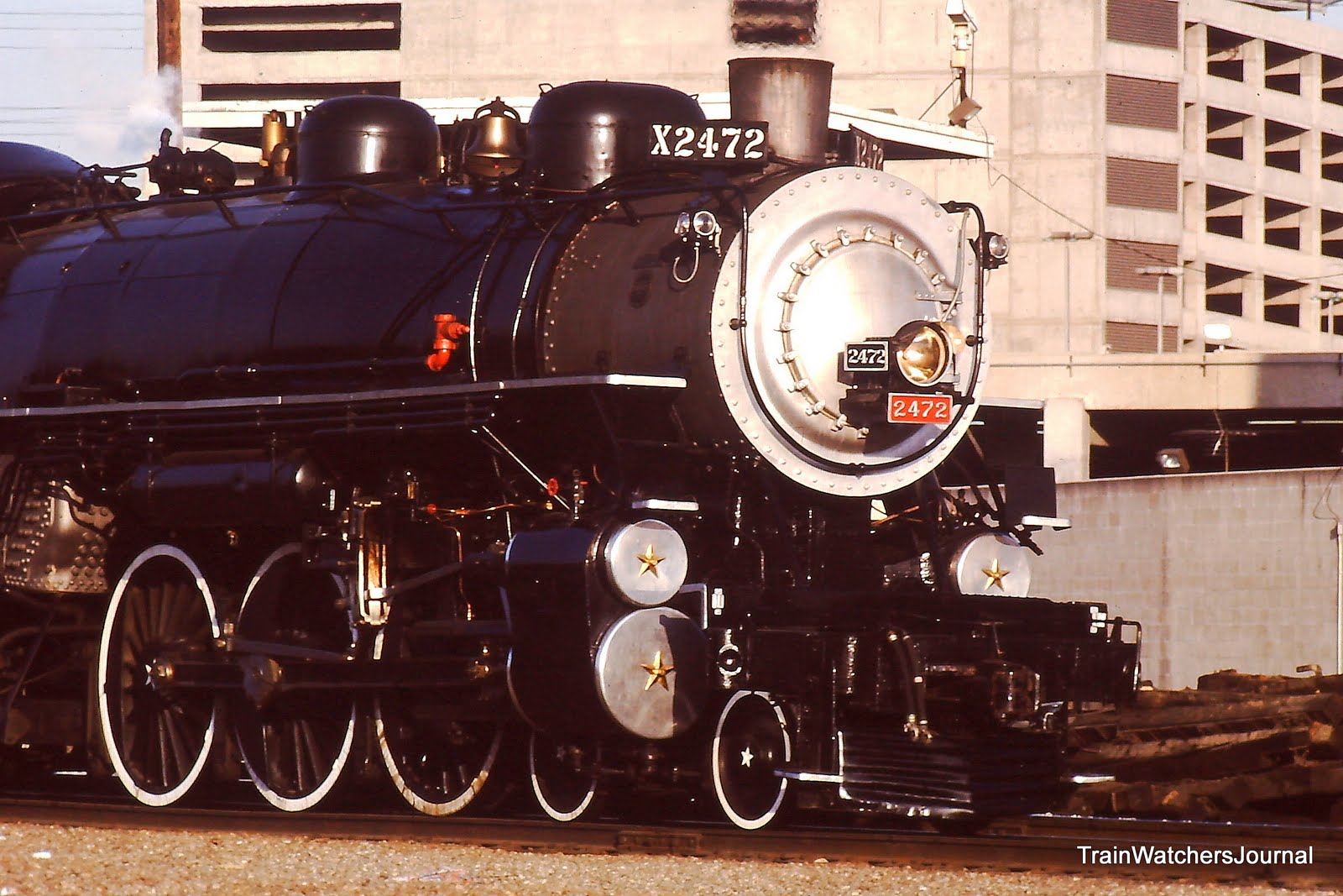 TrainWatchersJournal: Pacific 2472 Arrives in Los Angeles - 1992