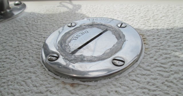 Chip & Debbie Willis on s\v Elegant'sea: Anchored in La Cruz Anchorage ...