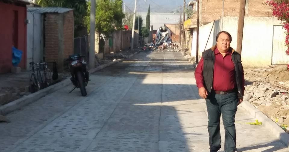 Diario El Volcán: Jaime Ríos supervisa obras