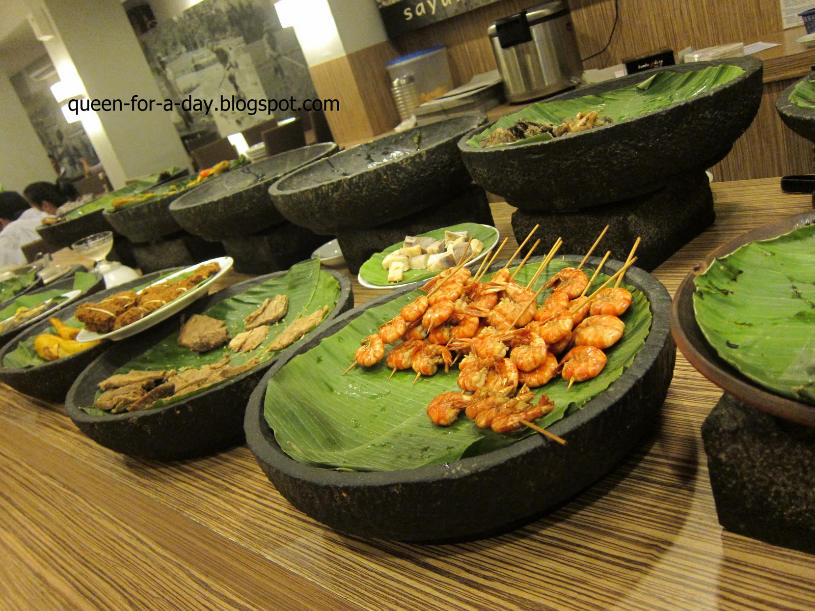 SUPERWANI: Sunda Food Dining:Jakarta