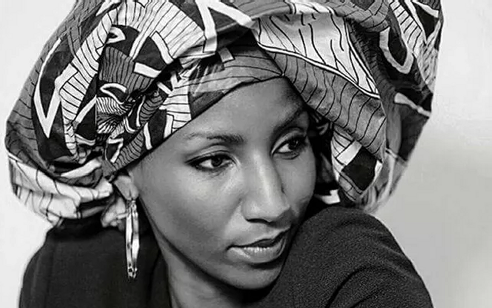 .: Fashion designers do black fashion show at the Museum of the ...