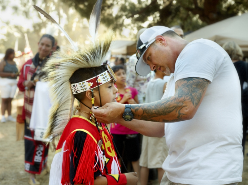 White Wolf : Native Fathers Through The Years: a Collection of Images ...